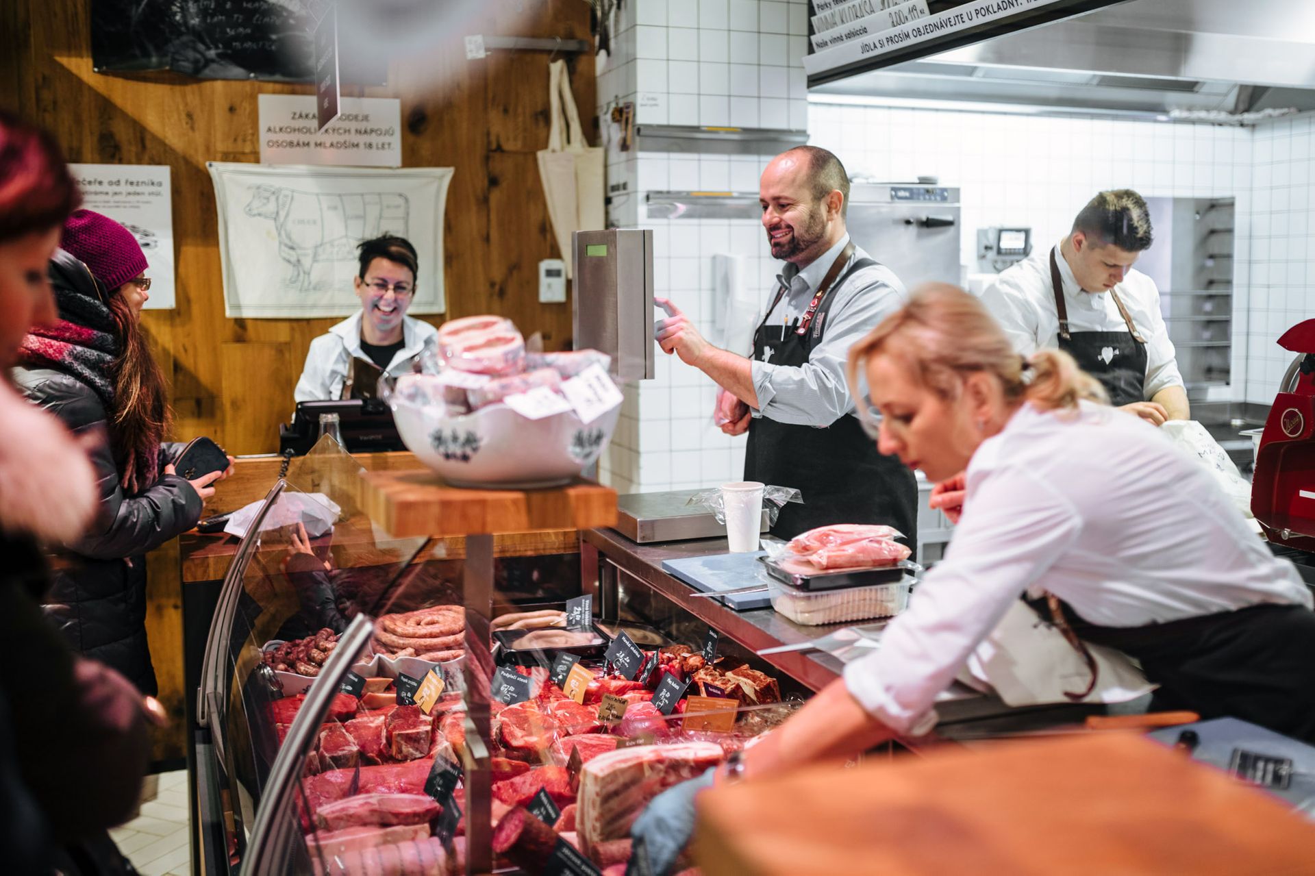 Ambiente – environment made up of people who share the same view of ...